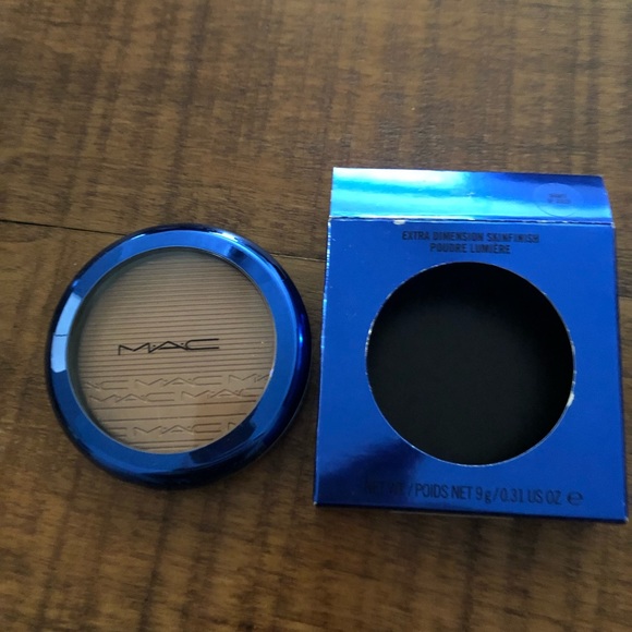 MAC Cosmetics | Makeup | Mac Shaft Of Gold Highlighter | Poshmark